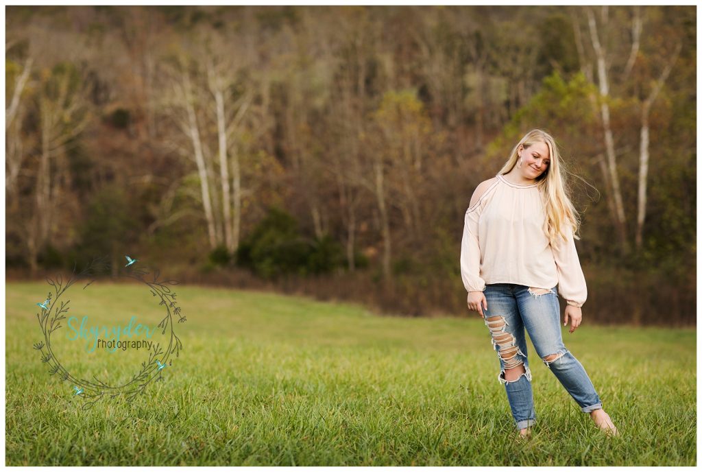 Brenna | Blacksburg High School Senior Photographer
